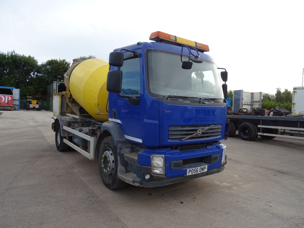 VOLVO FL240 MIXER TRUCK - FW Thomas